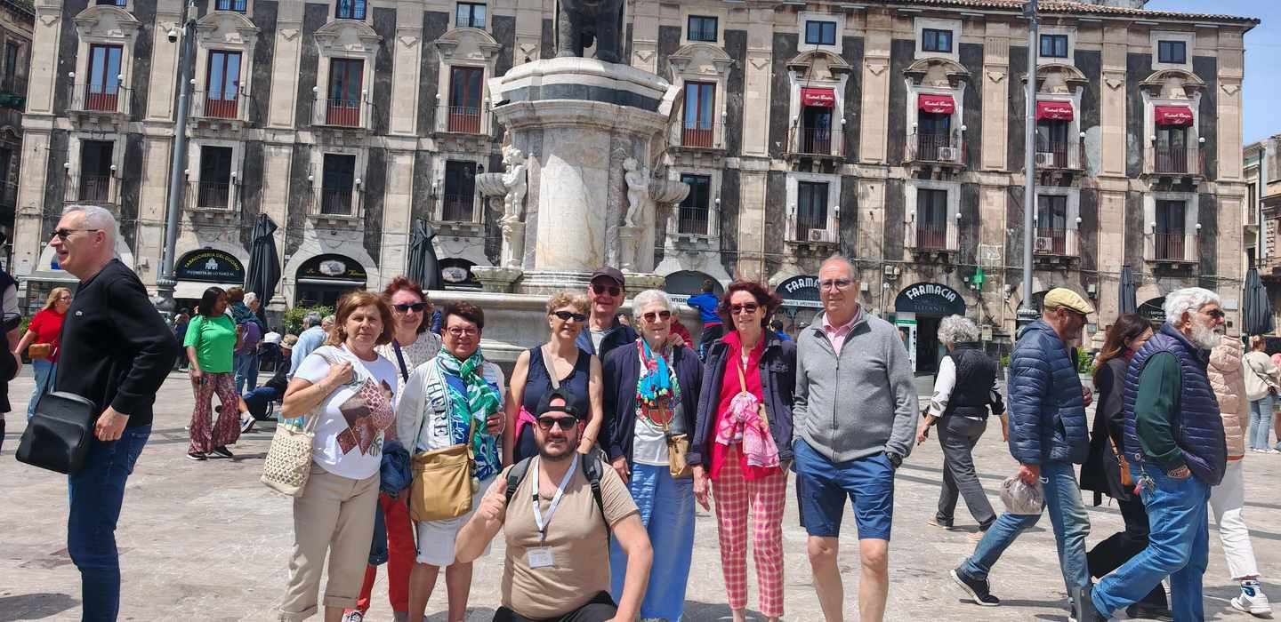 Catania: tour a piedi dal Colosseo Nero al Castello Ursino | CATANIA